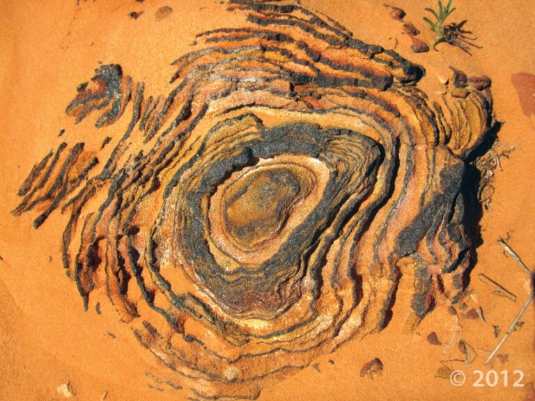 WHAT ARE MOQUI MARBLES? AND HOW DO THEY FORM? – UtahGeology