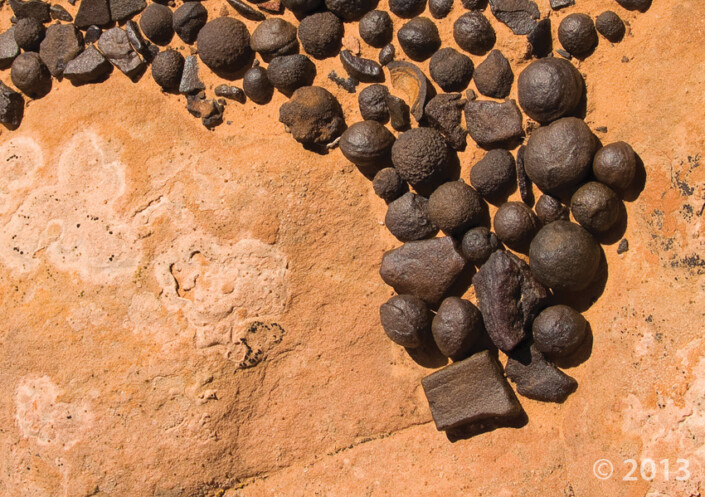 WHAT ARE MOQUI MARBLES? AND HOW DO THEY FORM? – UtahGeology